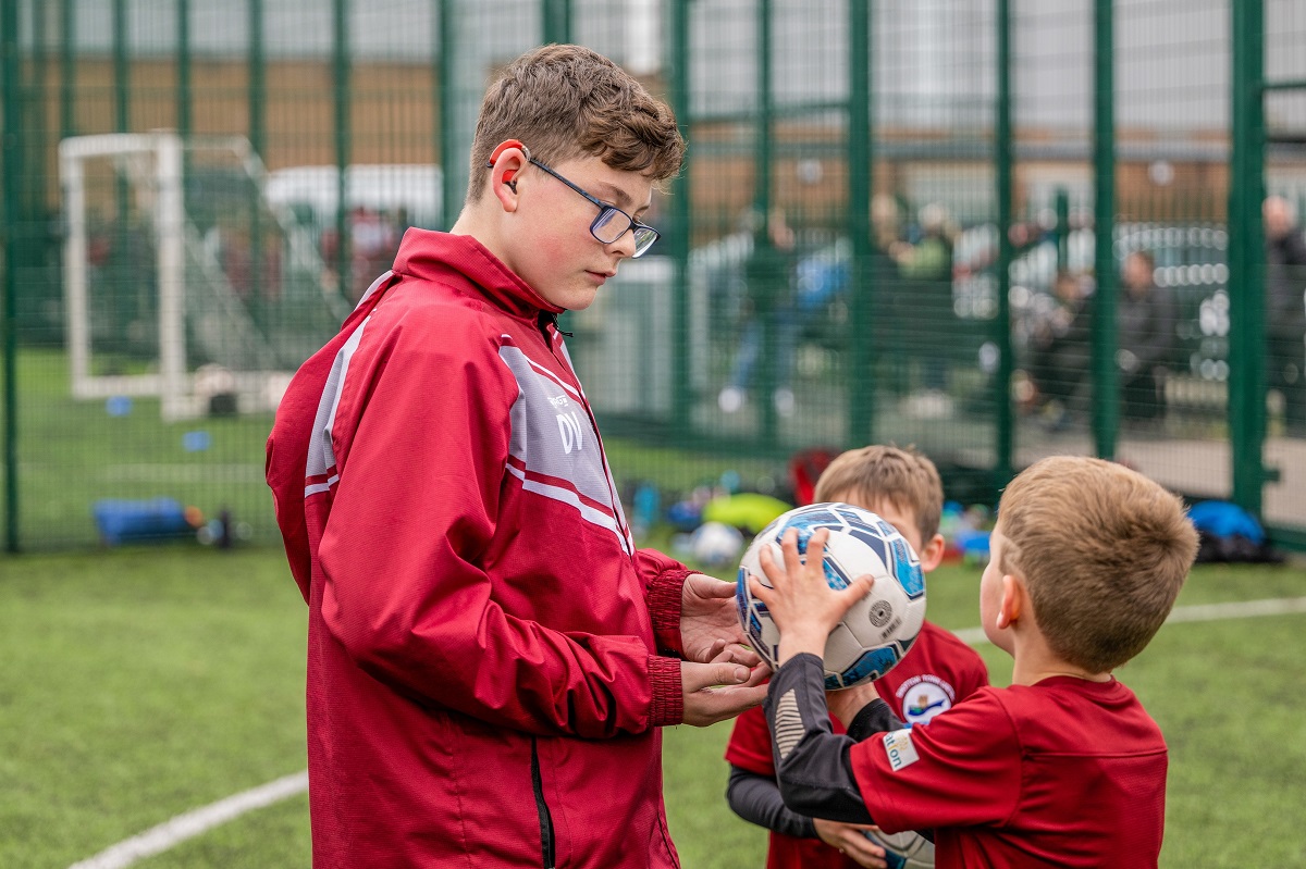 Football club’s support for deaf players is celebrated | Sport Wales